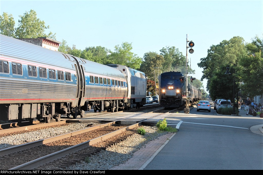 Northeast Regional Train 125 and Palmetto Train 90 Meet